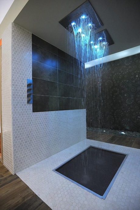 Amazing Showers That Are Better Than Yours – 23 Pics | Daily Fun Lists ...